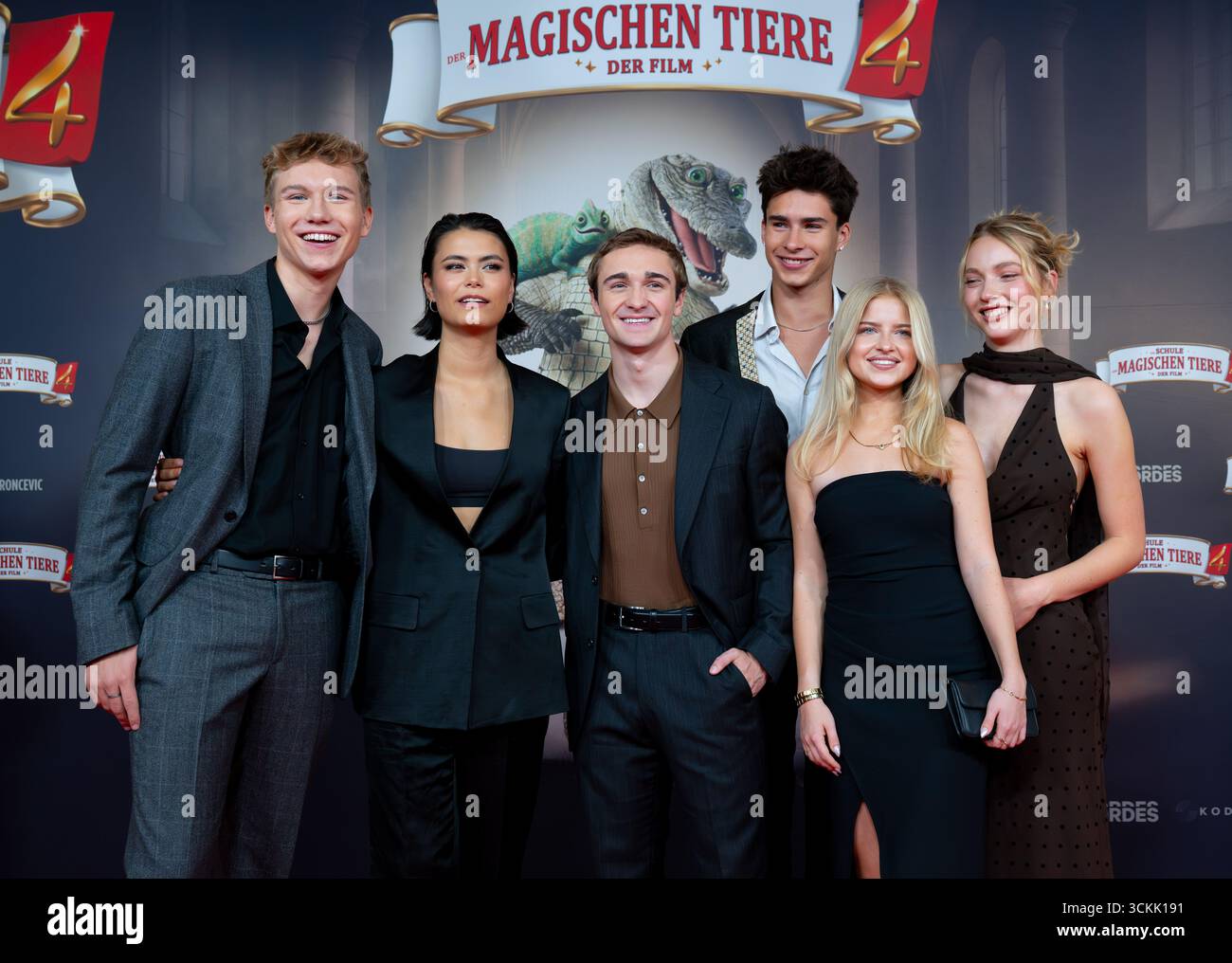 Munich, Germany. 12th Sep, 2025. Actors Leonard Conrads (l-r), Tomomi ...
