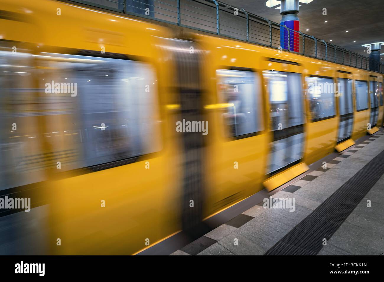 Berlin Mitte, BVG Station Bahnhof Bundestag auf der Linie U5 - 12.09. ...