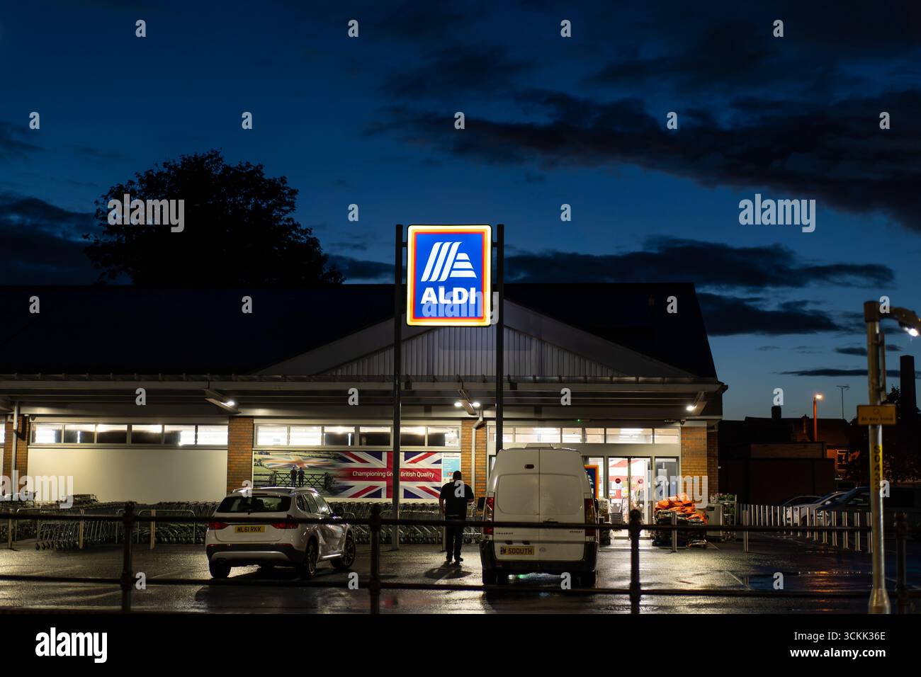 Aldi entrance lit up hi-res stock photography and images - Alamy