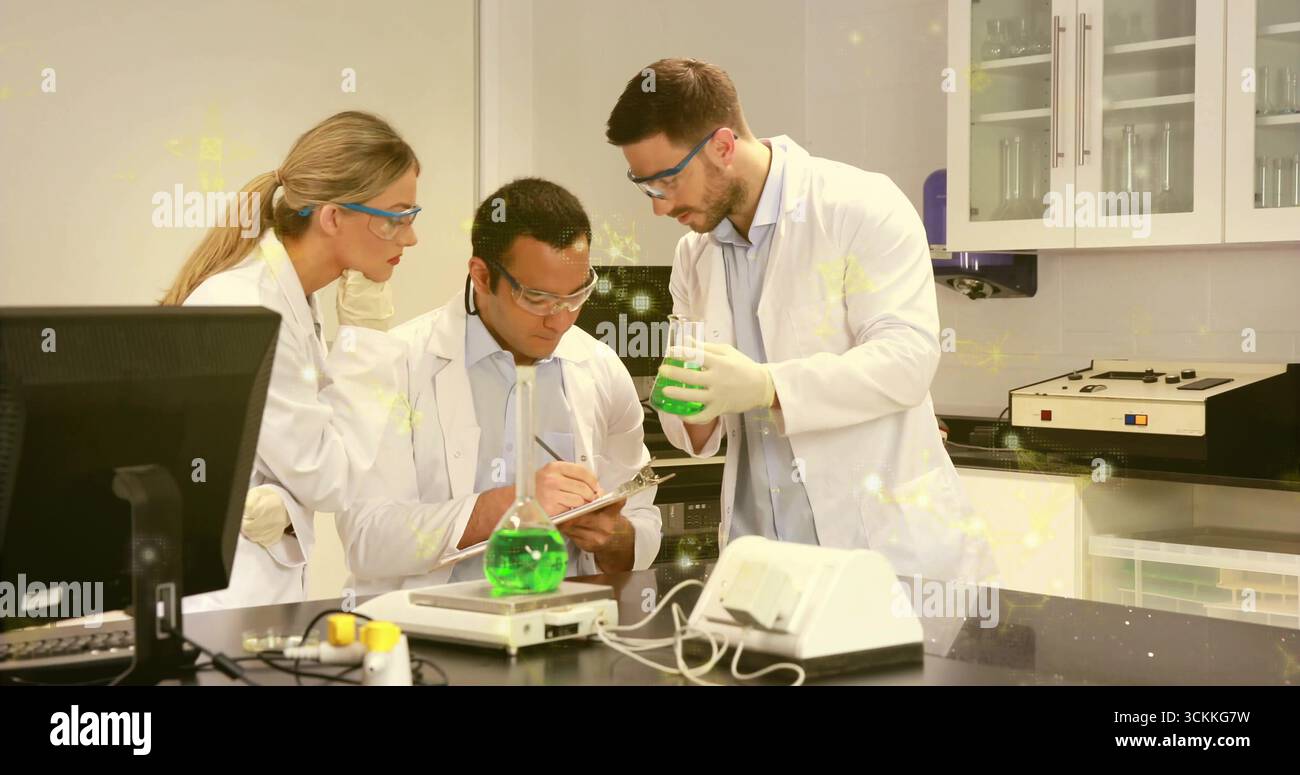 Team lab chemists inspecting hi-res stock photography and images - Alamy