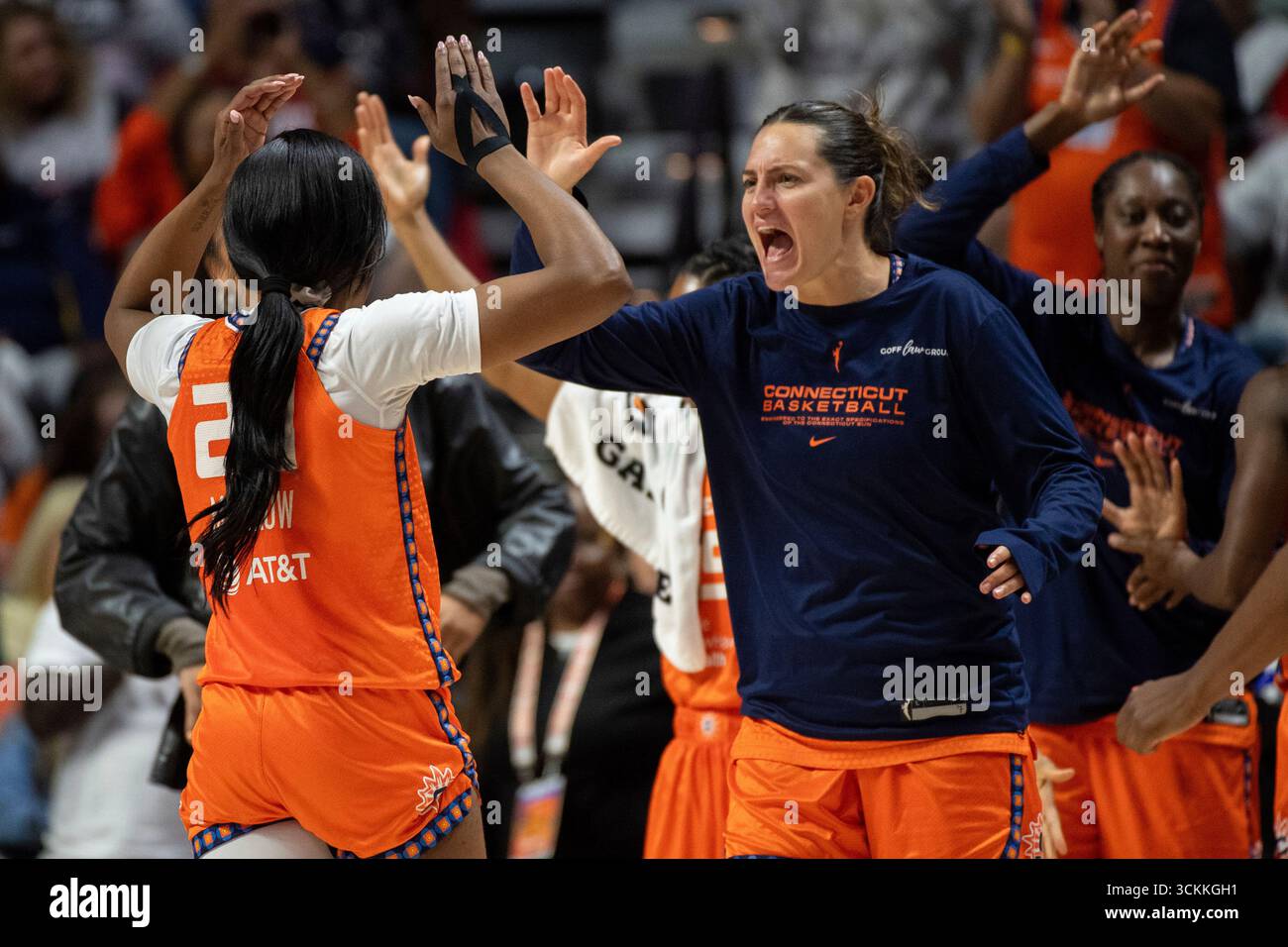 UNCASVILLE, CT - SEPTEMBER 10: Connecticut Sun forward-guard Haley ...
