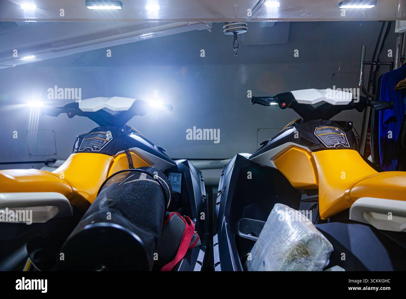 Two modern jet skis hi-res stock photography and images - Alamy