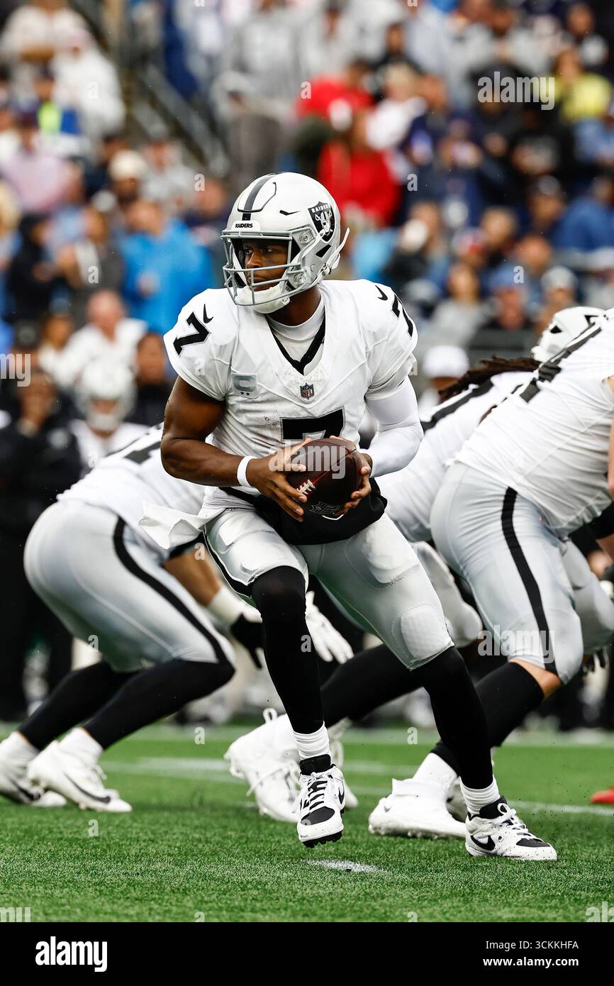 Las Vegas Raiders quarterback Geno Smith during an NFL football game ...