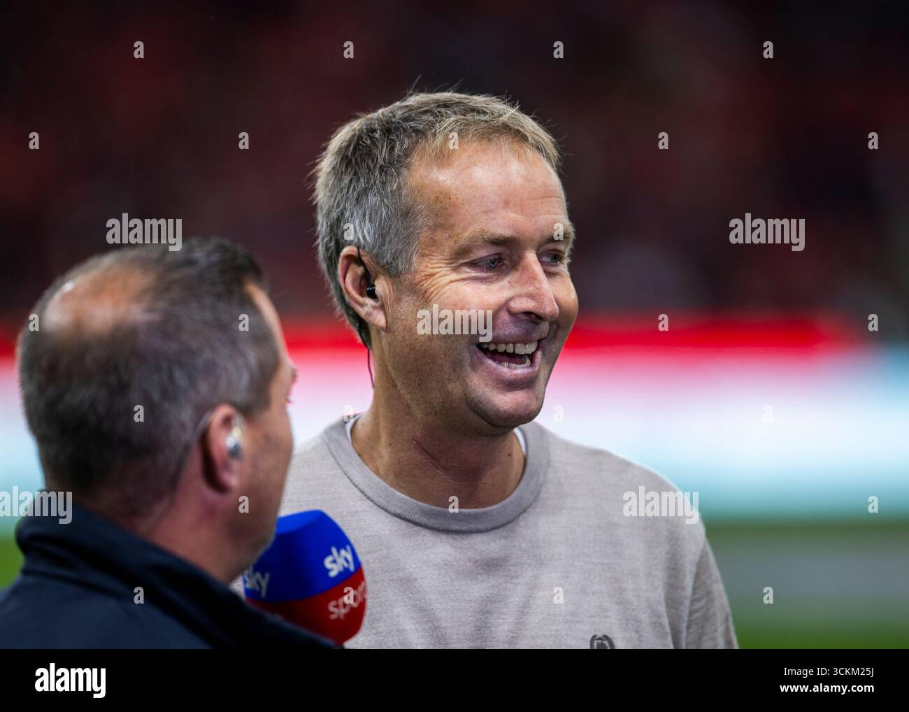 Leverkusen, Bayarena, 12.09.2025: Head coach Kasper Hjulmand of ...