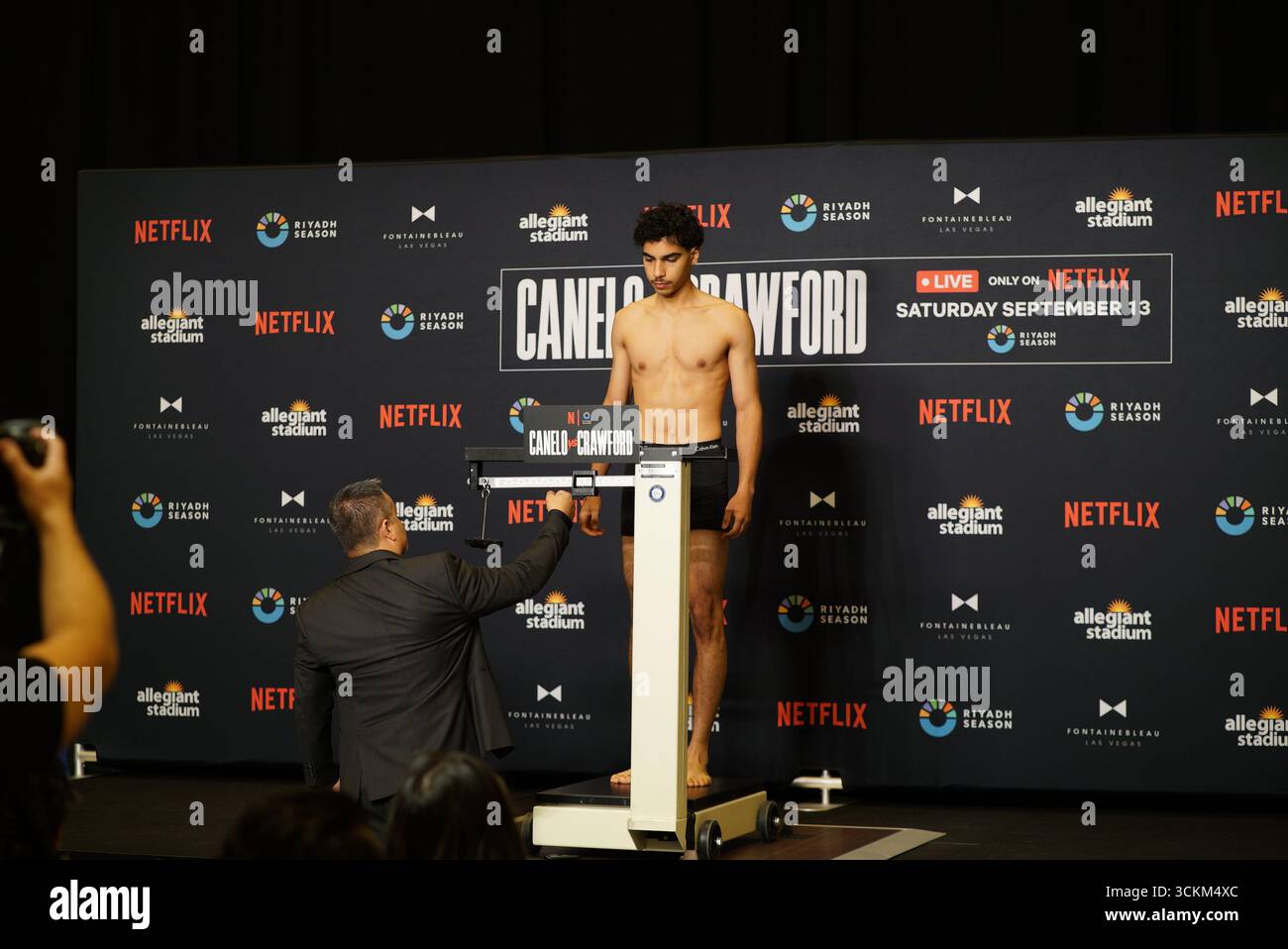 LAS VEGAS, NV - SEPTEMBER 12: Mohammed Alakel poses on the scale during ...
