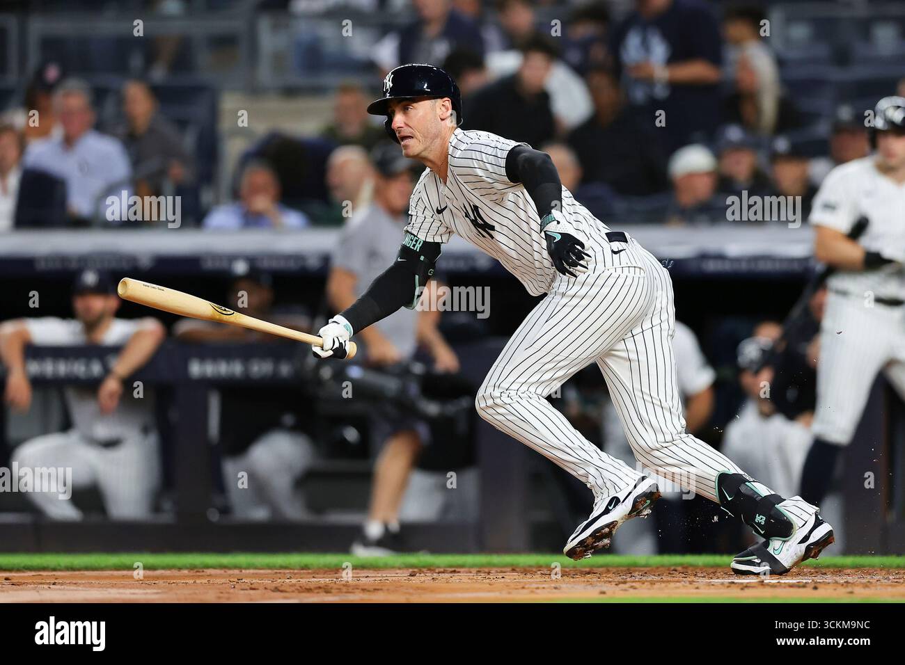 BRONX, NY - SEPTEMBER 09: Cody Bellinger #35 of the New York Yankees ...