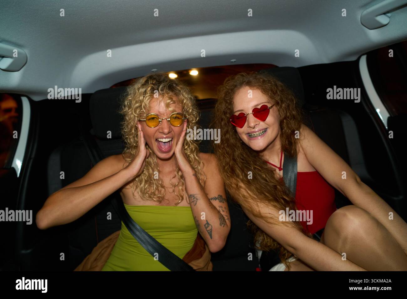 Women going out car hi-res stock photography and images - Alamy