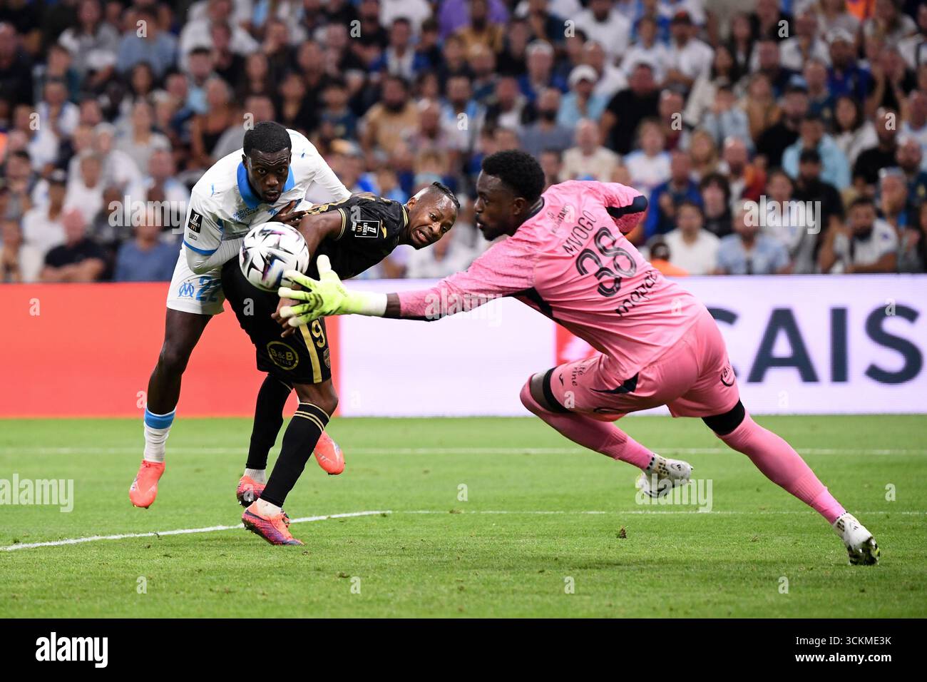 22 Timothy WEAH (om) - 93 Joel MVUKA (fcl) during the Ligue 1 McDonald ...