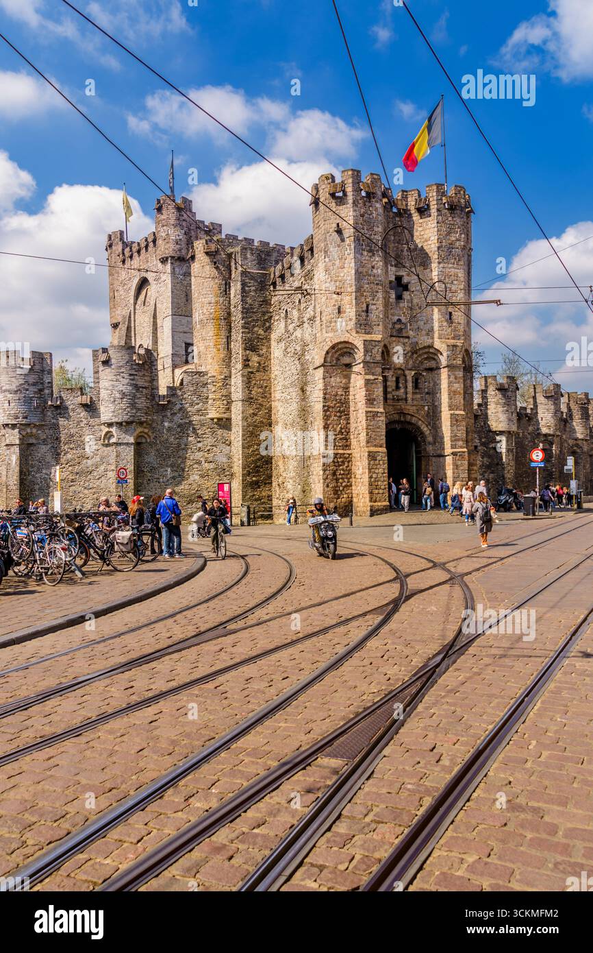 Medieval historic gravensteen castle hi-res stock photography and ...
