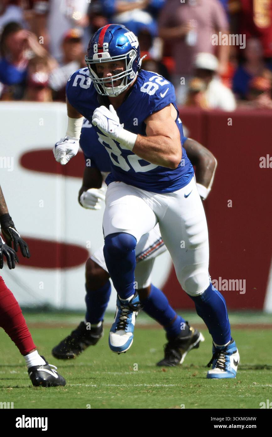New York Giants tight end Daniel Bellinger (82) runs a route during an ...