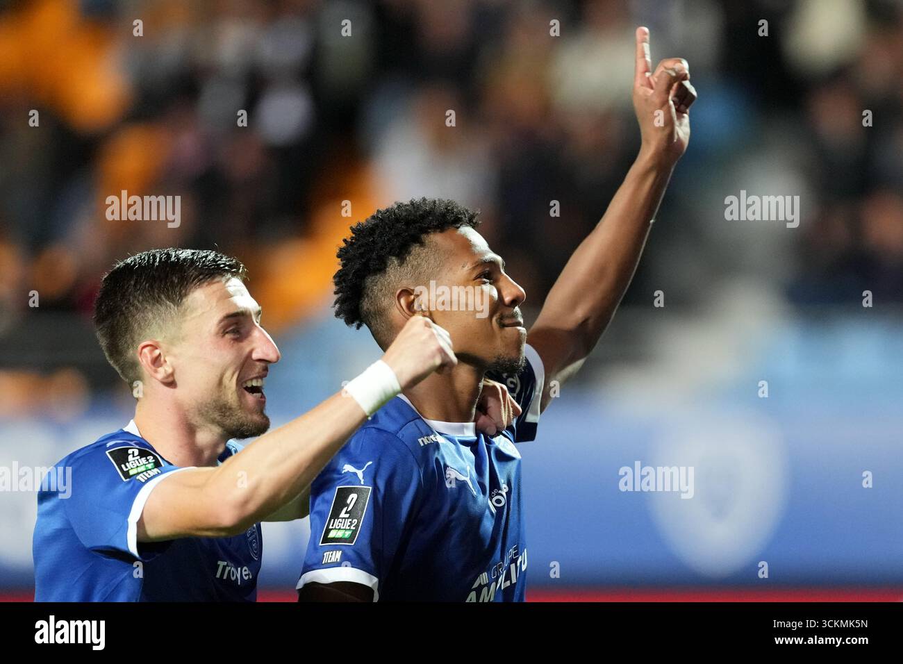 17 Antoine MILLE (estac) - 21 Tawfik BENTAYEB (estac) during the Ligue ...