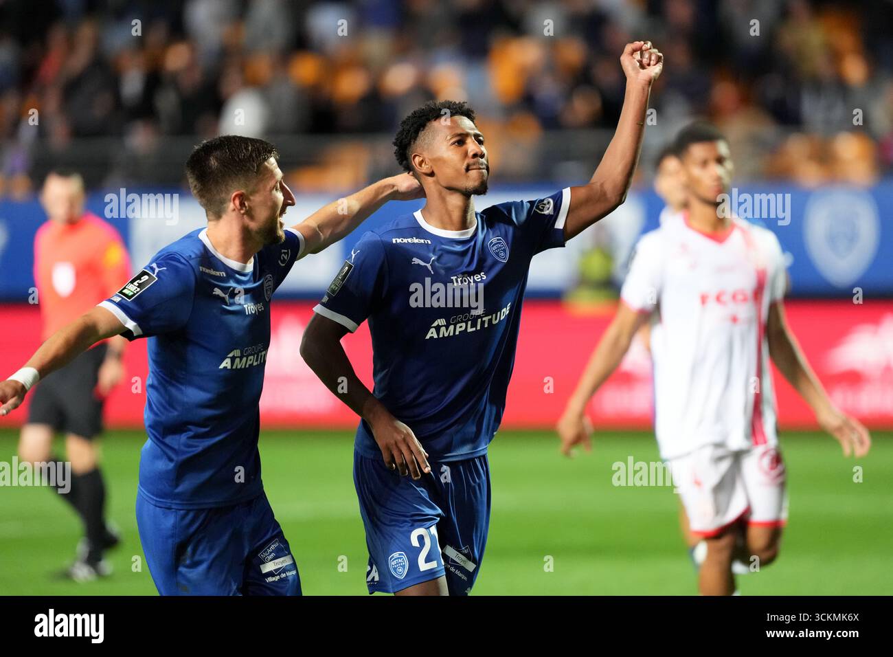21 Tawfik BENTAYEB (estac) during the Ligue 2 BKT match between Troyes ...