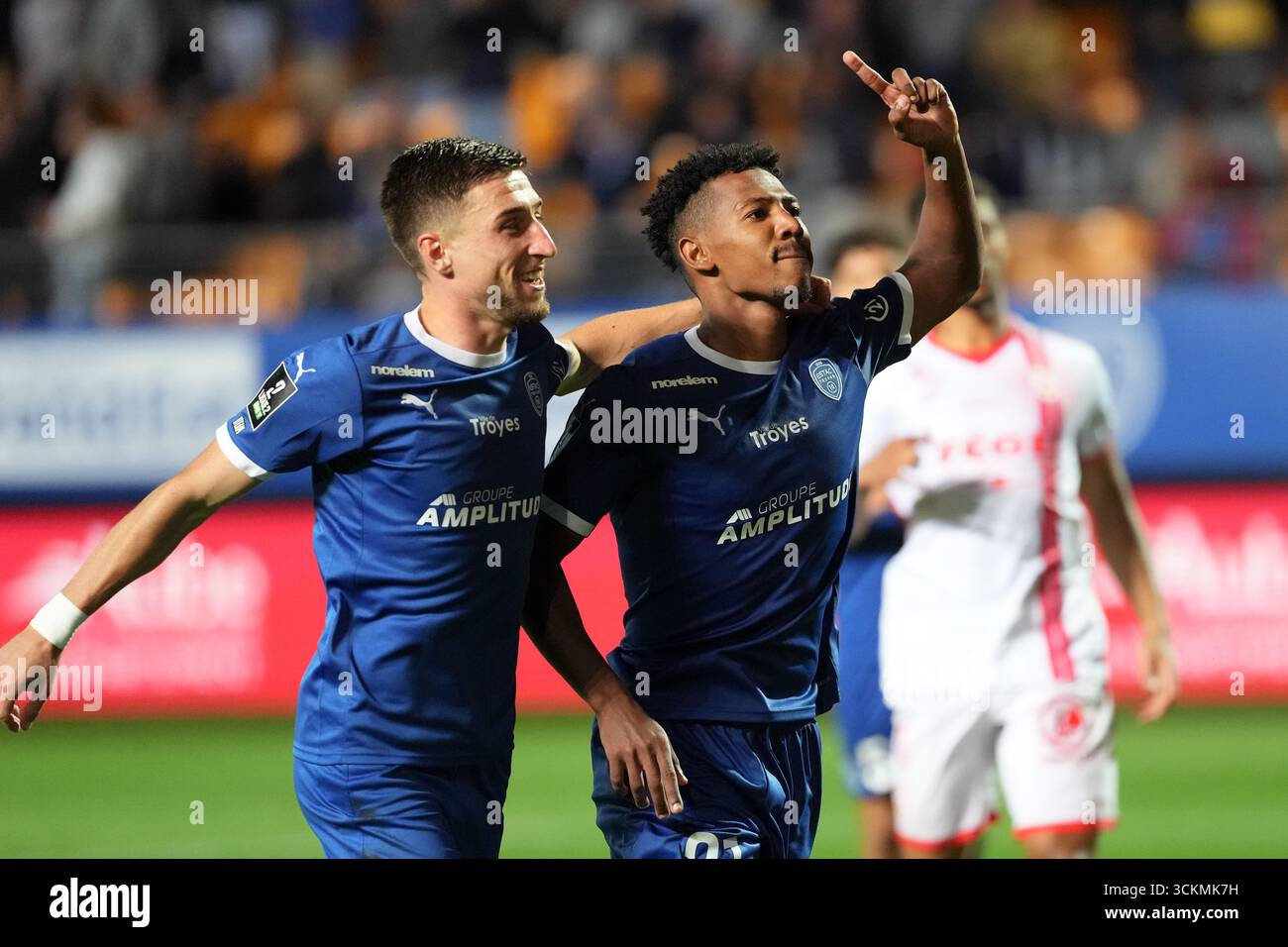 21 Tawfik BENTAYEB (estac) during the Ligue 2 BKT match between Troyes ...