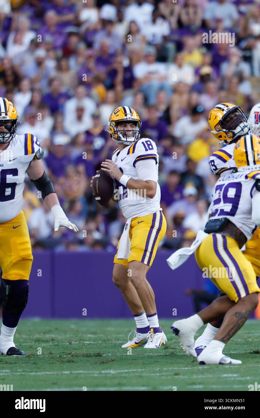 LSU quarterback Garrett Nussmeier (18) looks to pass during an NCAA ...