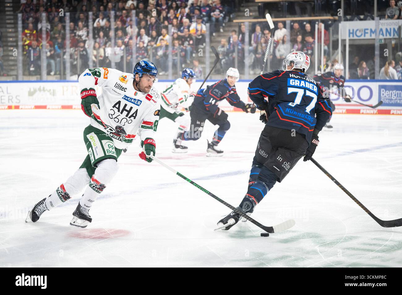 Alexandre Grenier (82, Augsburger Panther, AEV ) Will Graber (77 ...