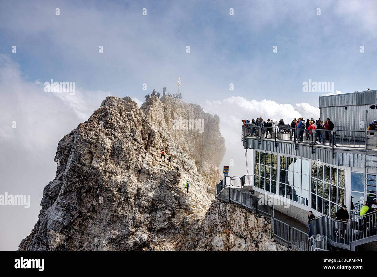 Zugspitze Eindrücke vom höchsten Berg Deutschlands Blick auf das ...