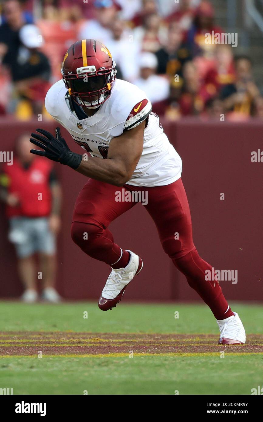 Washington Commanders linebacker Bobby Wagner (54) drops back into ...