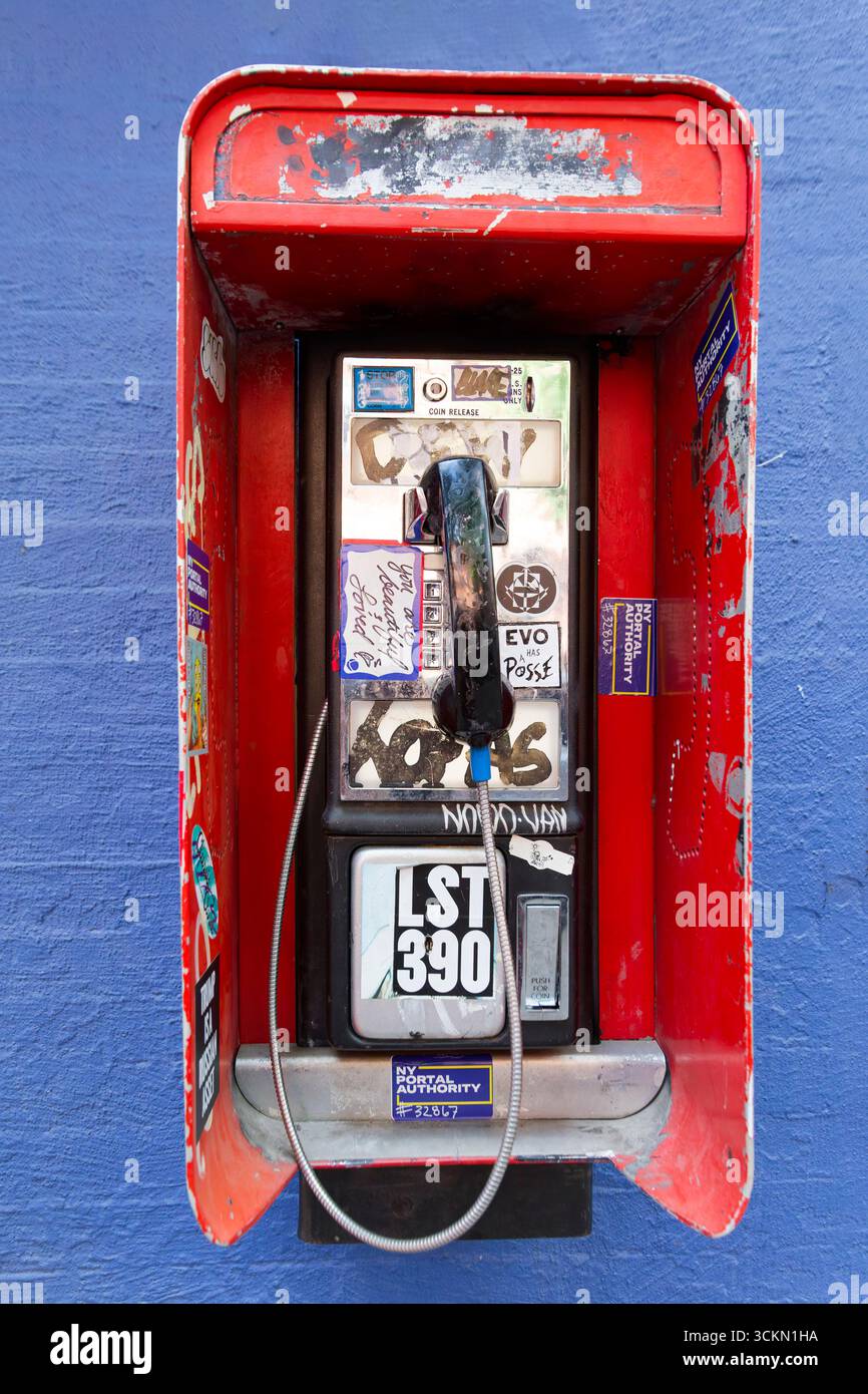 NYC Pay Phone Stock Photo - Alamy