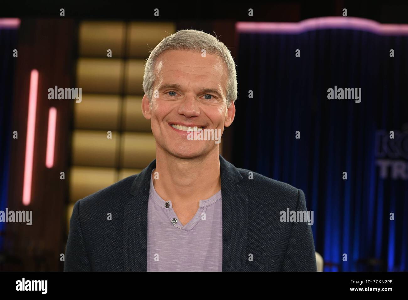 Tagesschau -Sprecher Thorsten Schröder zu Gast in der WDR Talkshow ...