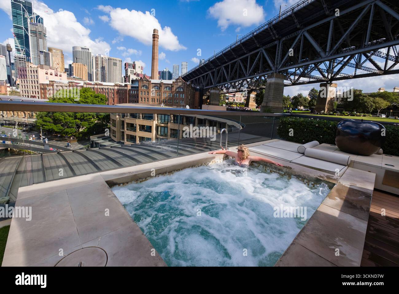 Rose hotel sydney hi-res stock photography and images - Alamy