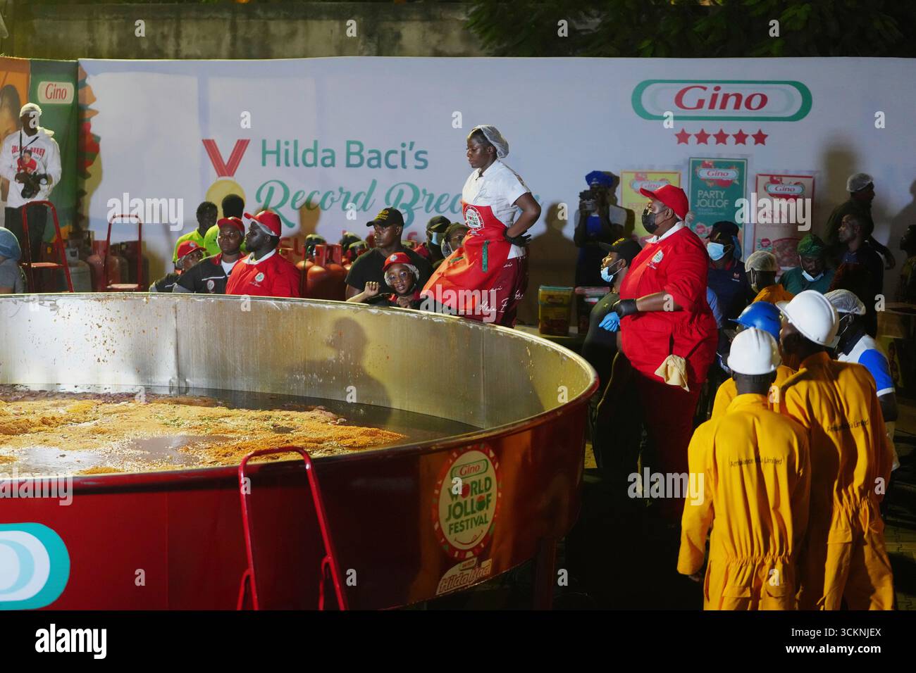 Chef Hilda Baci attempts to cook the world's largest pot of Jollof Rice ...