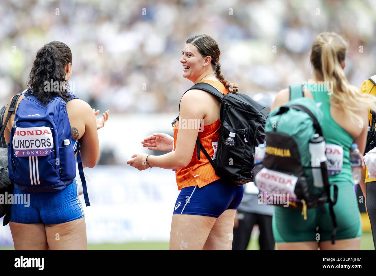 TOKYO - Alida van Daalen in the discus throw at the World Athletics ...