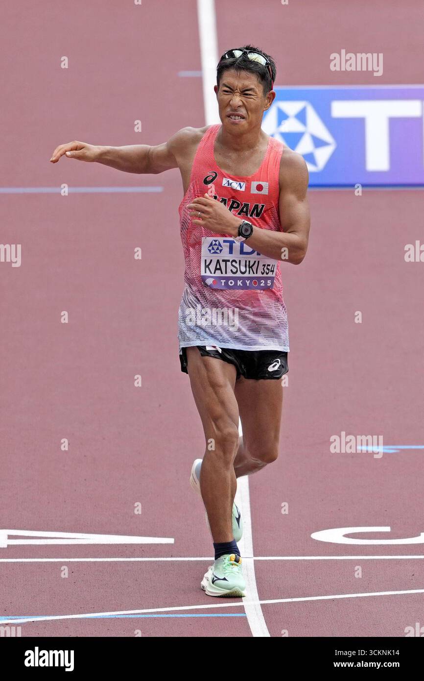 Hayato Katsuki of Japan finishes third in the men's 35-kilometer race ...