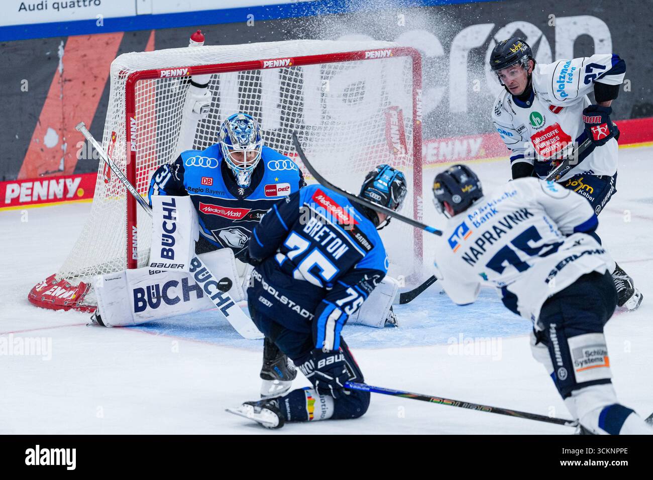 Im Bild Devon Williams (ERC Ingolstadt 31) 1.Spieltag DEL Saison 25/26 ...