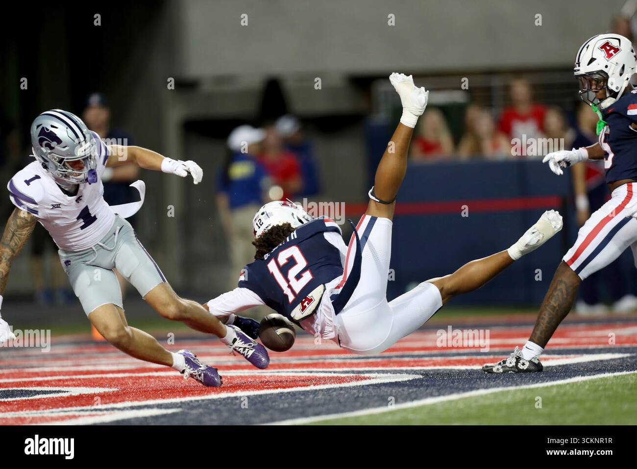 TUCSON, AZ - SEPTEMBER 12: Arizona Wildcats defensive back Genesis ...