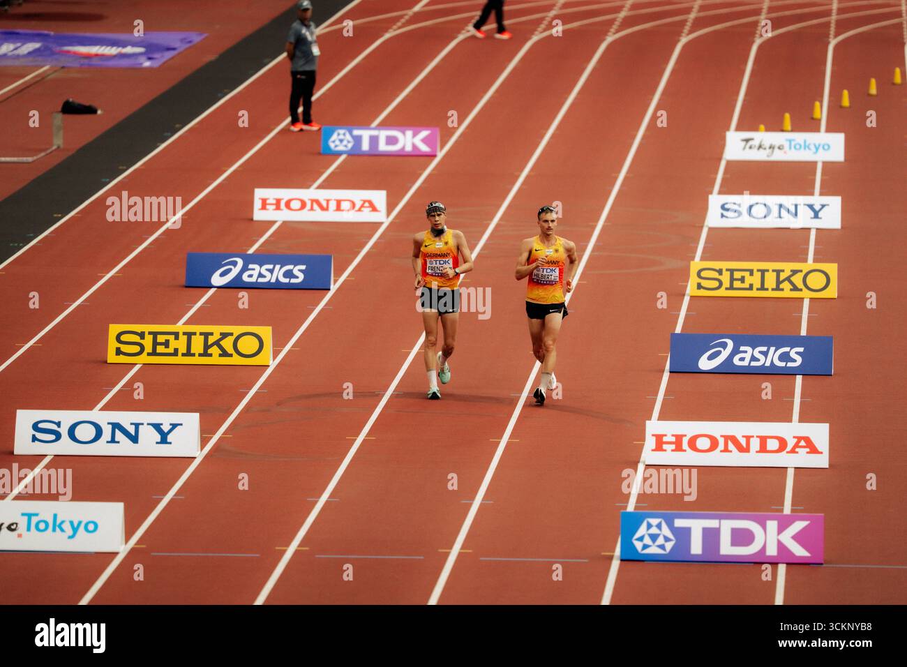 Tokyo, Japan. 13th Sep, 2025. Johannes Frenzl (GER), Jonathan Hilbert ...