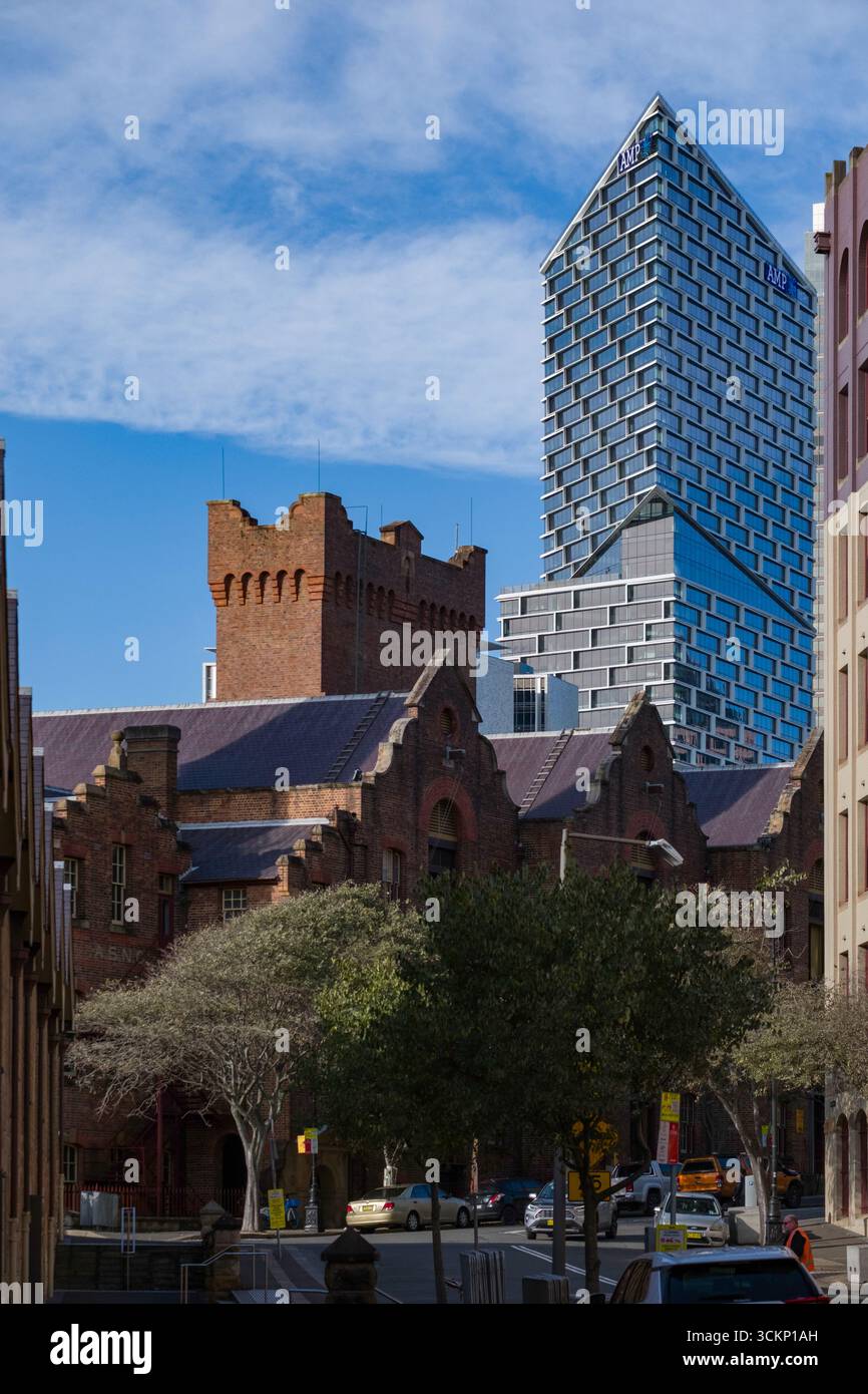 Amp advice bridge street hi-res stock photography and images - Alamy