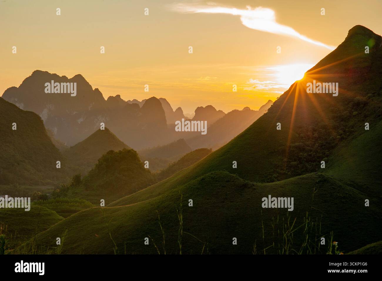 Cao bangs incredible scenery hi-res stock photography and images - Alamy