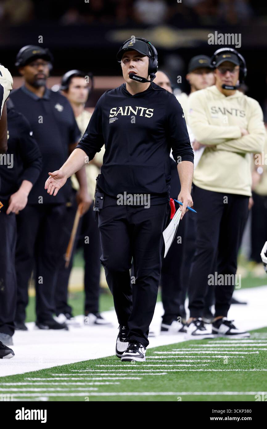 New Orleans Saints head coach Kellen Moore reacts during an NFL ...