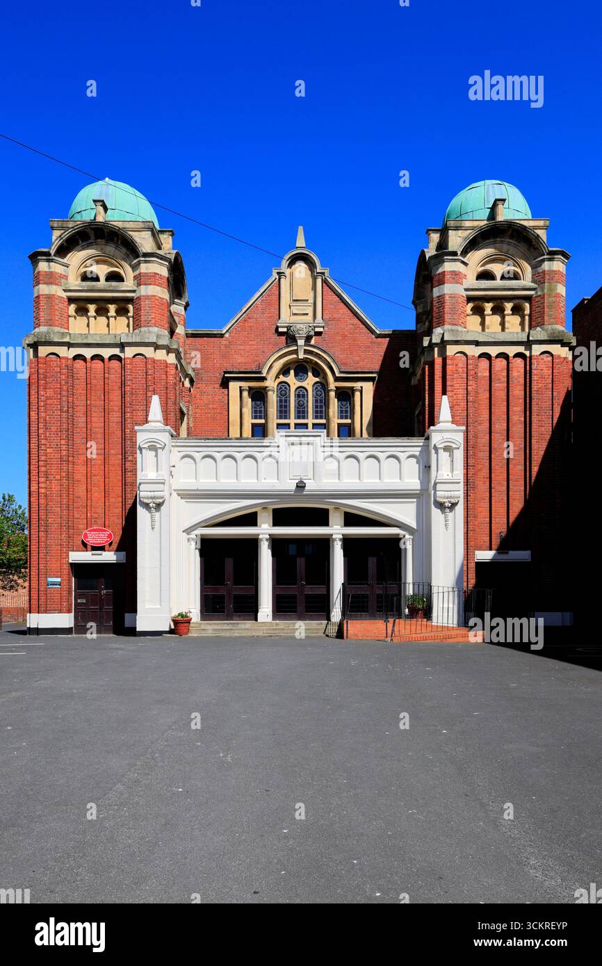 Queen street methodist church scarborough hi-res stock photography and ...