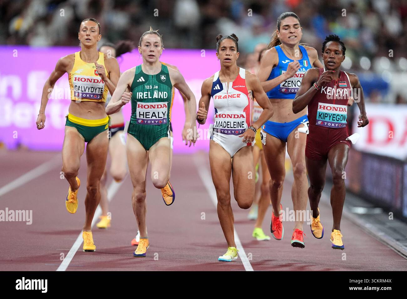 Sarah healy tokyo 2025 hi-res stock photography and images - Alamy