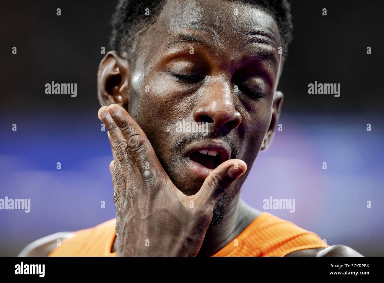 TOKYO - Taymir Burnet in the 100 meters during the World Athletics ...