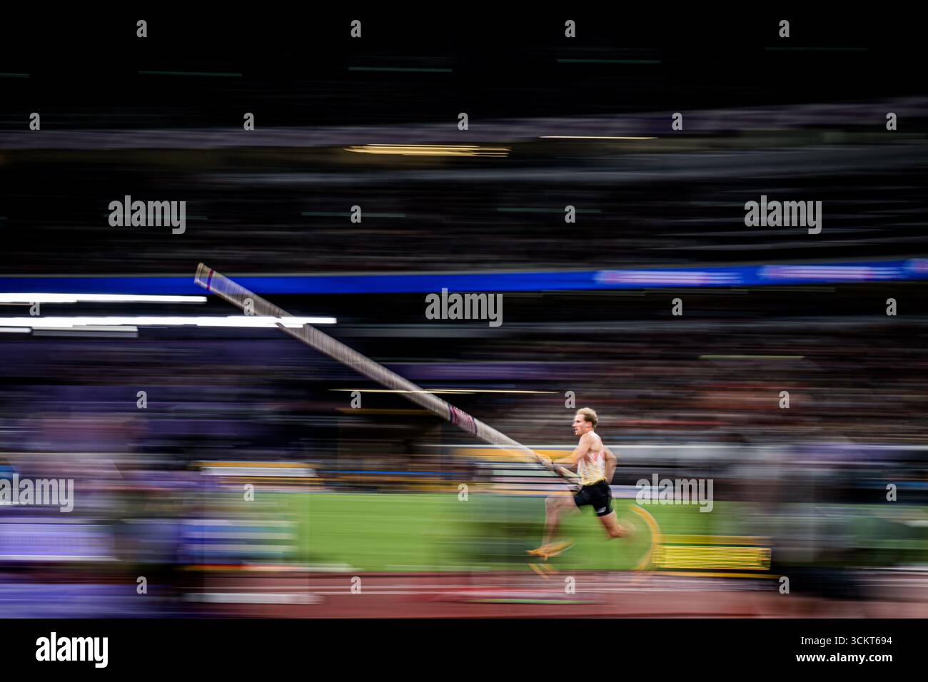 Belgian Ben Broeders pictured in action during the men's pole vault ...
