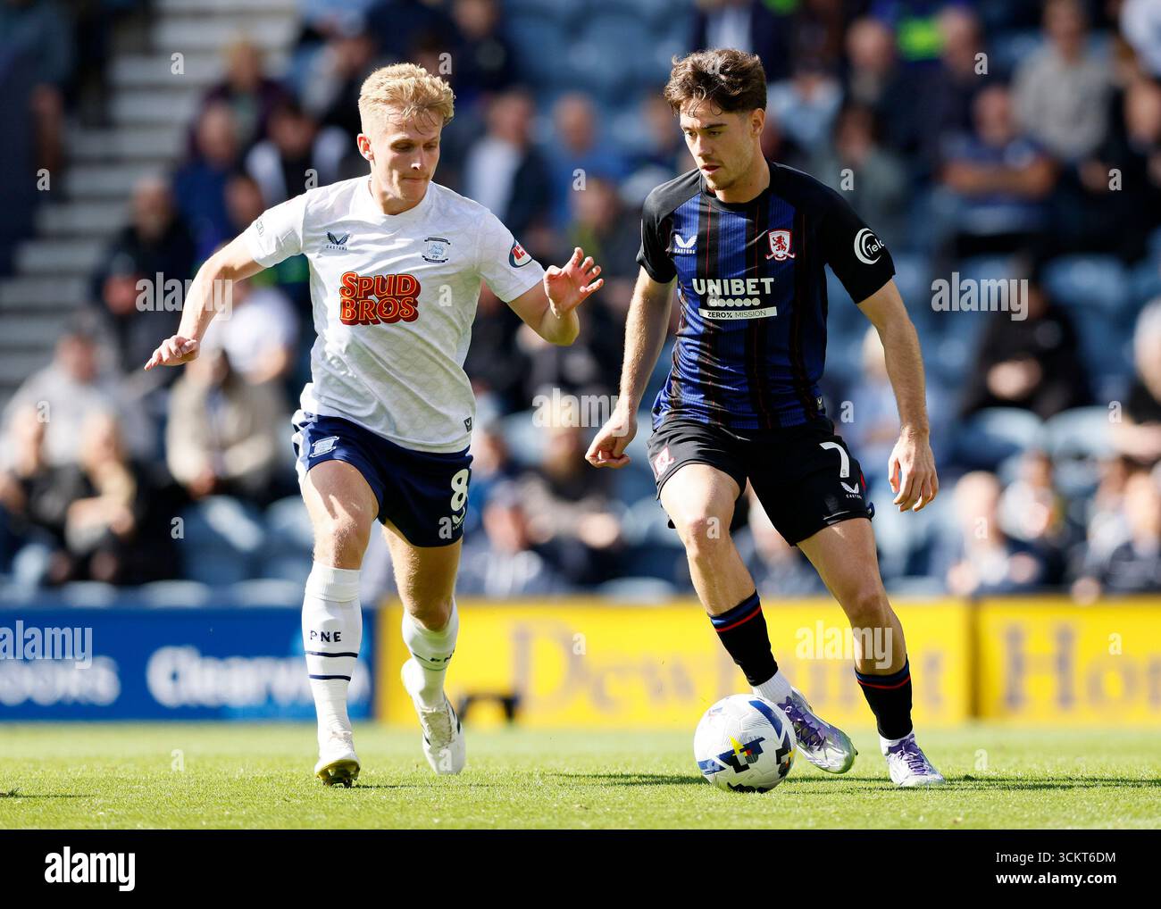 Preston North End's Ali McCann (left) and Middlesbrough's Hayden ...