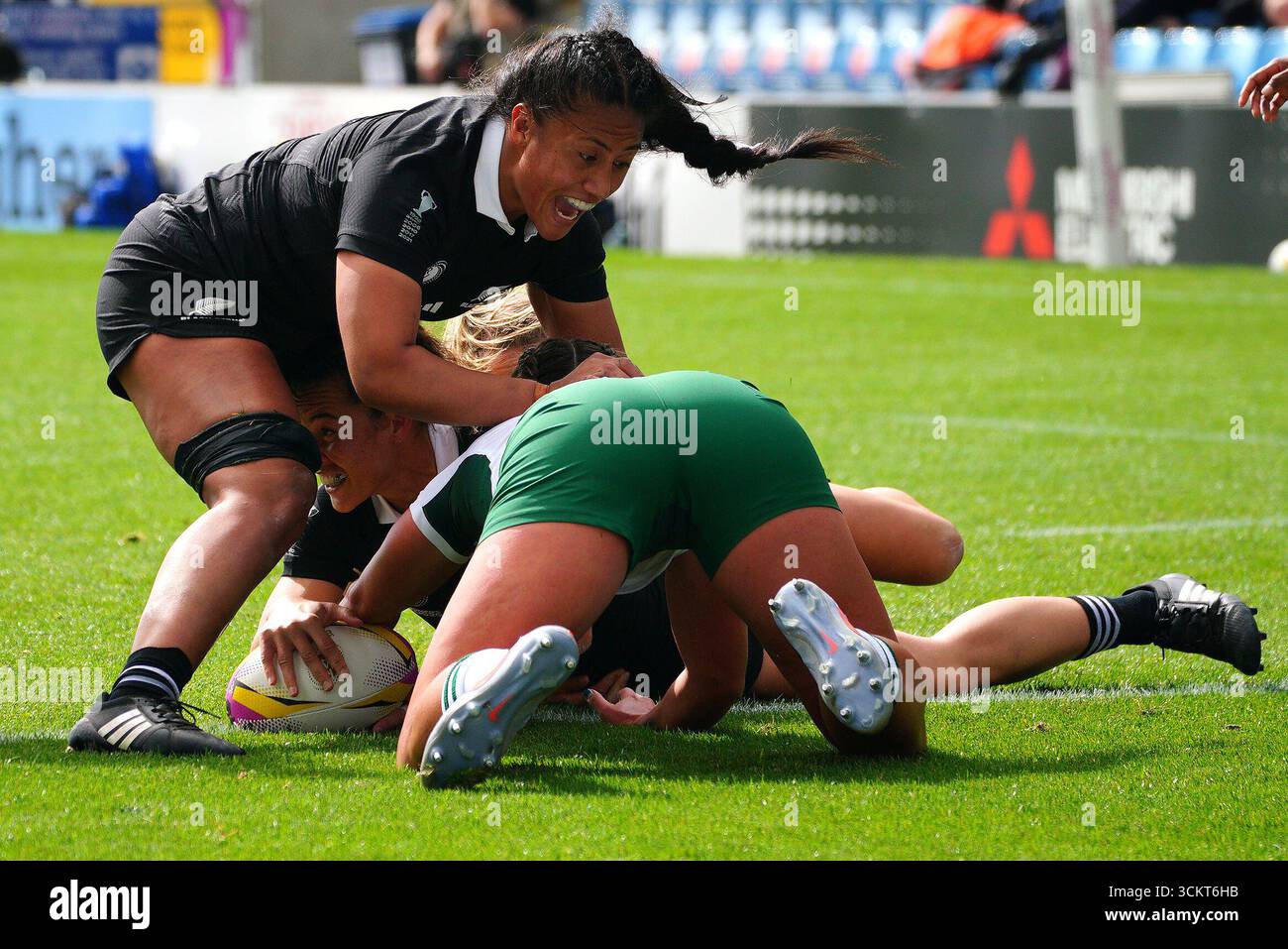 New Zealand's Theresa Setefano scores their side's first try of the ...