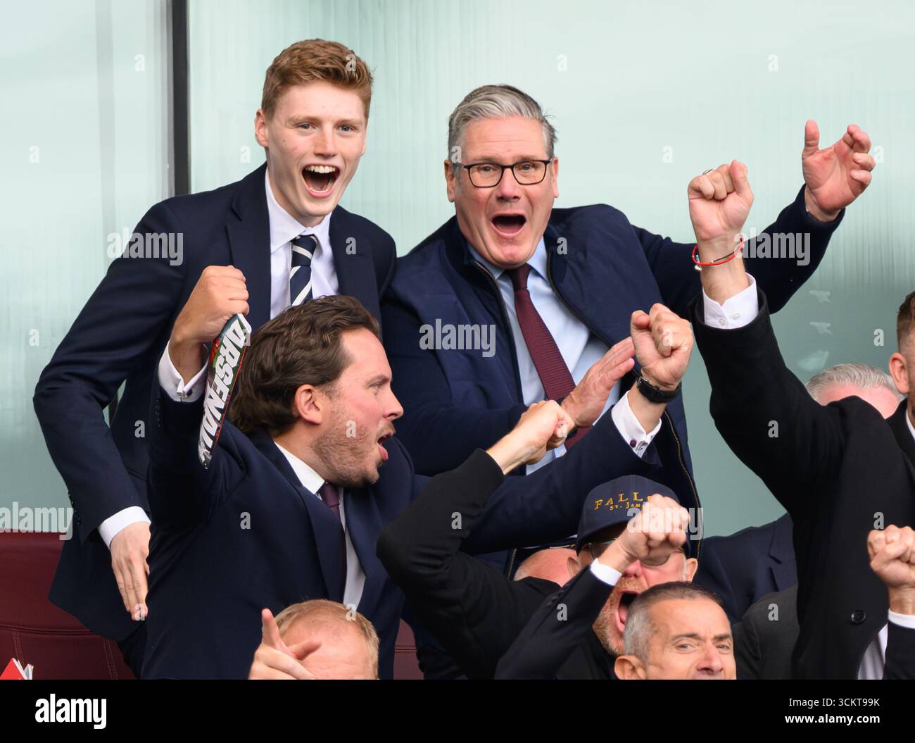 Keir starmer and his son hi-res stock photography and images - Alamy