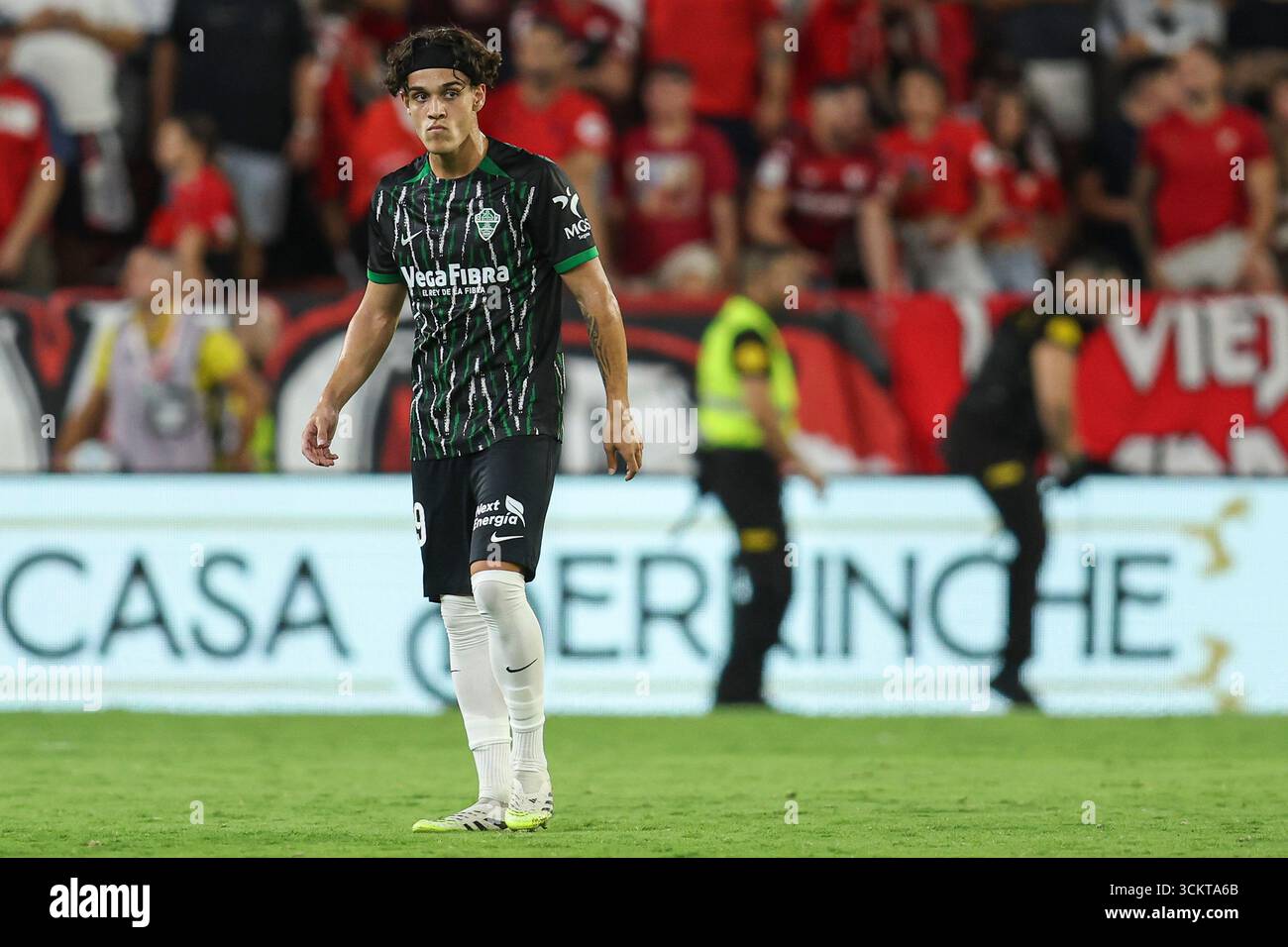 Hector Fort of Elche CF during the La Liga EA Sports match between ...