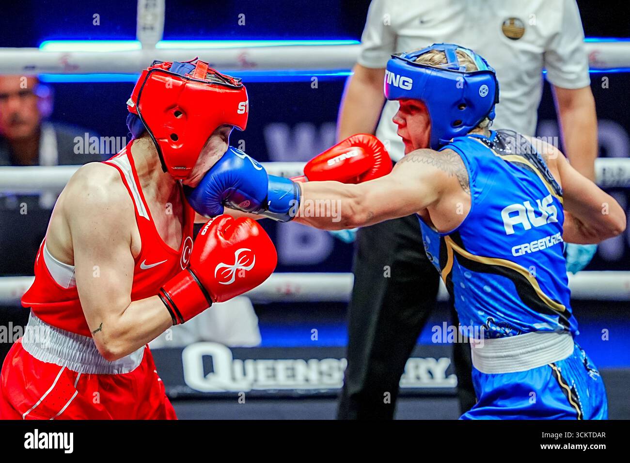 Australia's Emma Sue Greentree (BLUE) and Turkey's Busra Isildar (RED ...