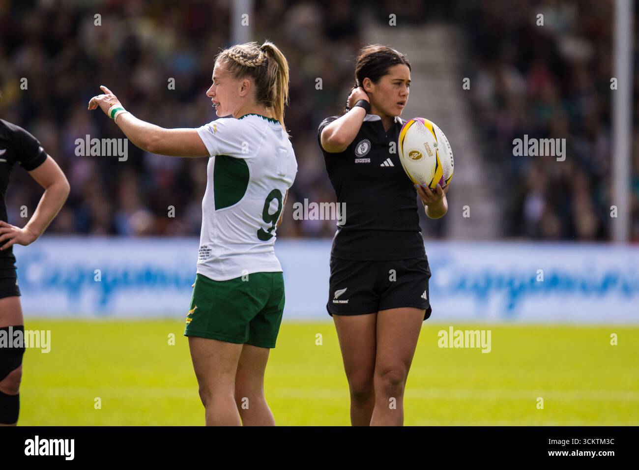 Maia Joseph (Scrum-half – New Zealand, Matatu and Otago) and Nadine ...