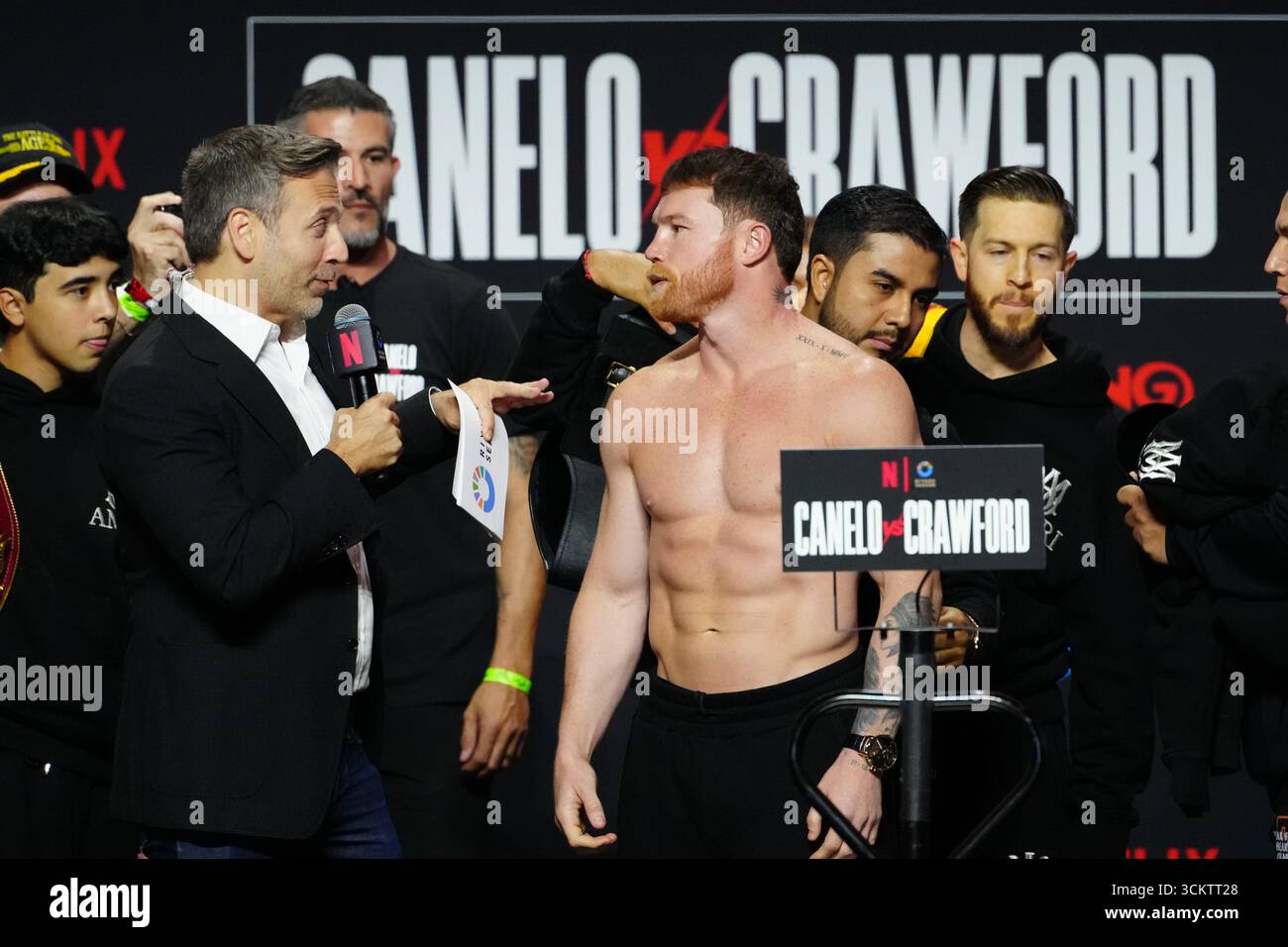 LAS VEGAS, NV - SEPT 12: Saul Canelo Alvarez and Terrance Crawford face ...