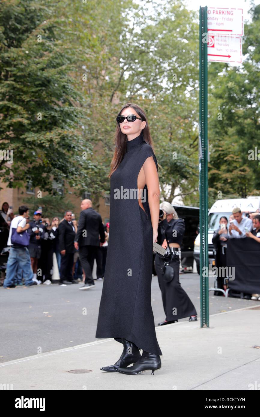 NEW YORK, NEW YORK – SEPTEMBER 12: Emily Ratajkowski attends the Calvin ...