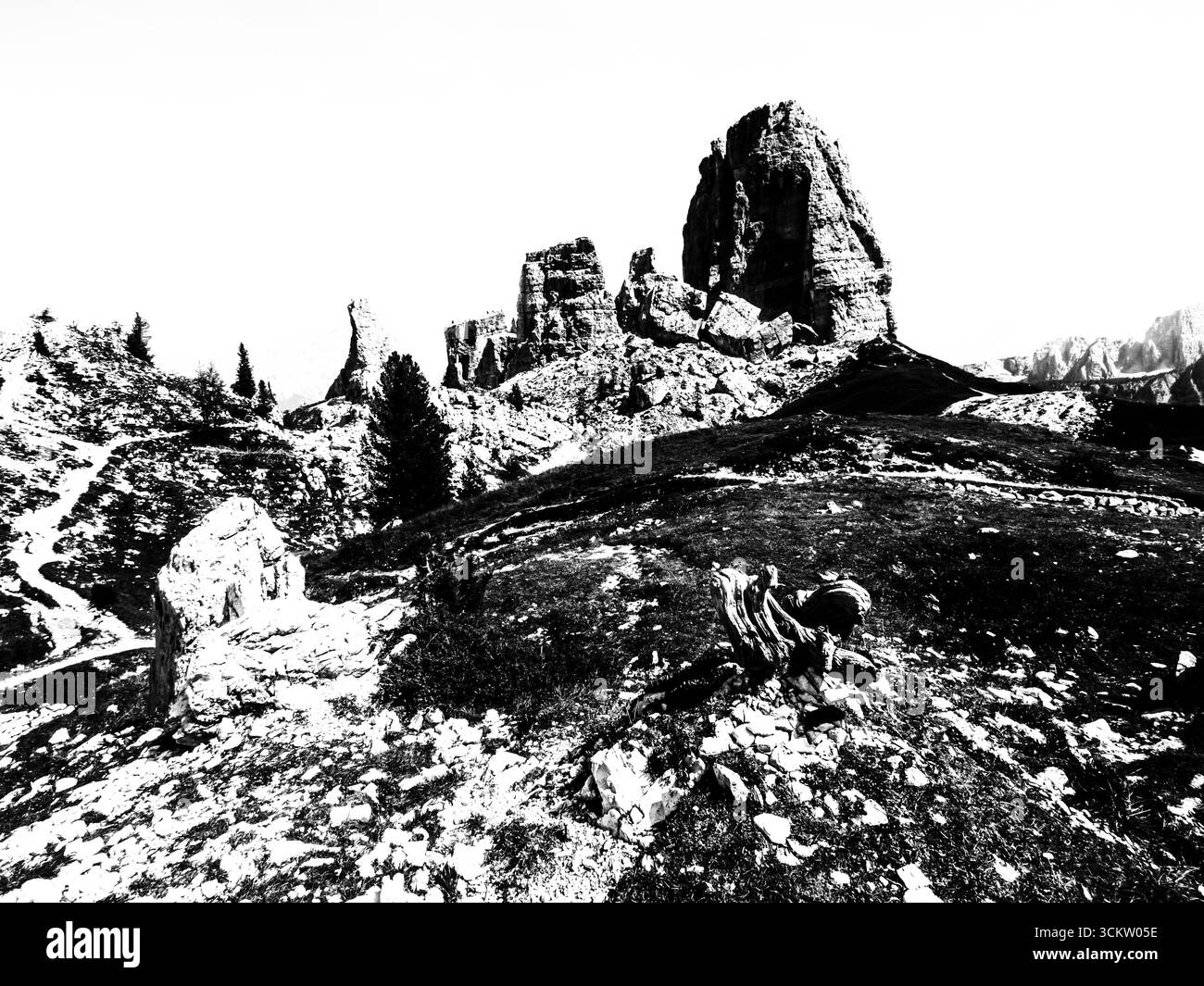 Black & white image of the Five Towers of Cinque Torri in the Tofana ...
