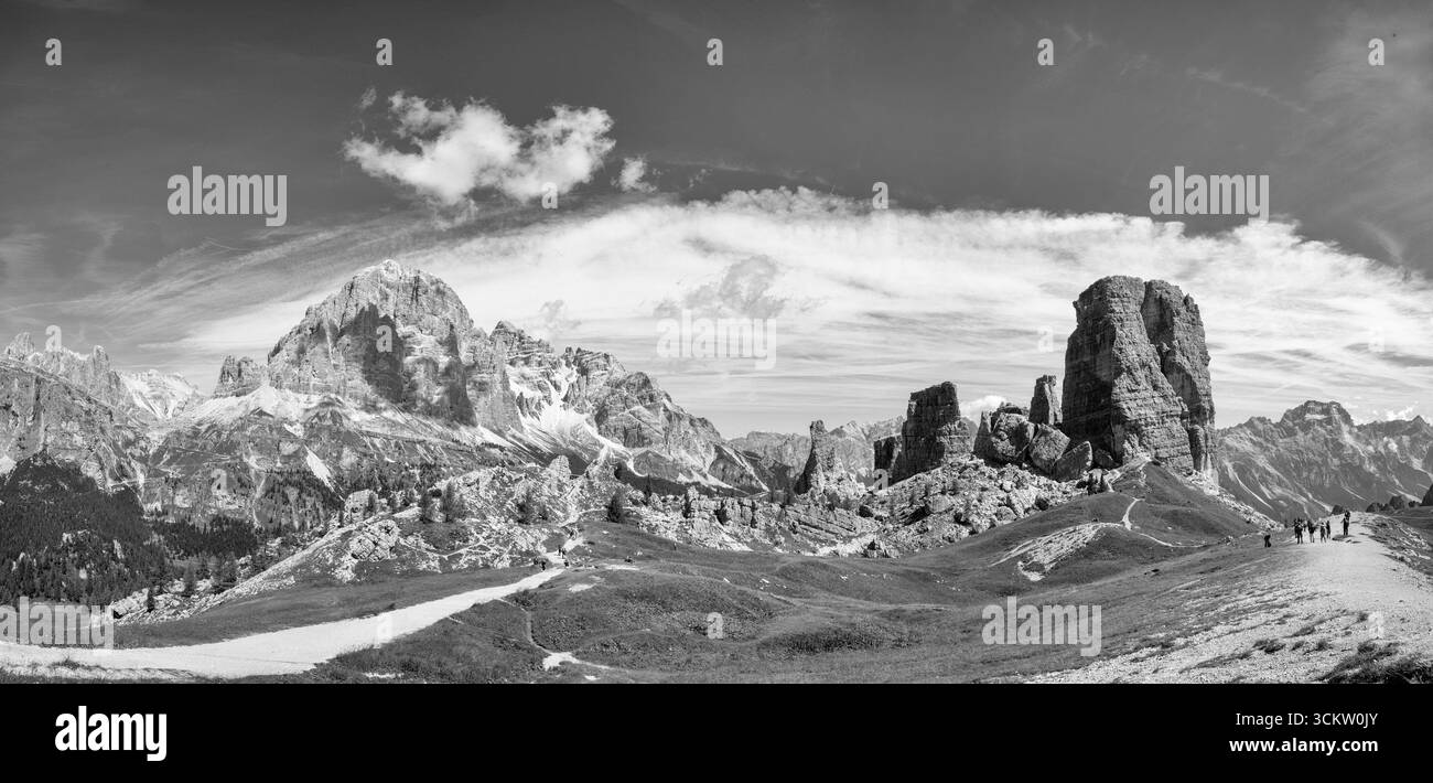Black & white image of the Five Towers of Cinque Torri in the Tofana ...