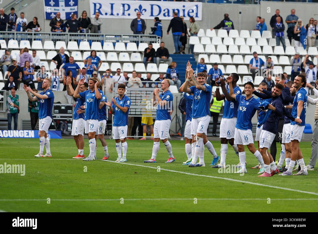 2025.09.13 xkix 2.Bundesliga SV Darmstadt 98 - Eintracht Braunschweig v.l., Kai Klefisch (SV ...