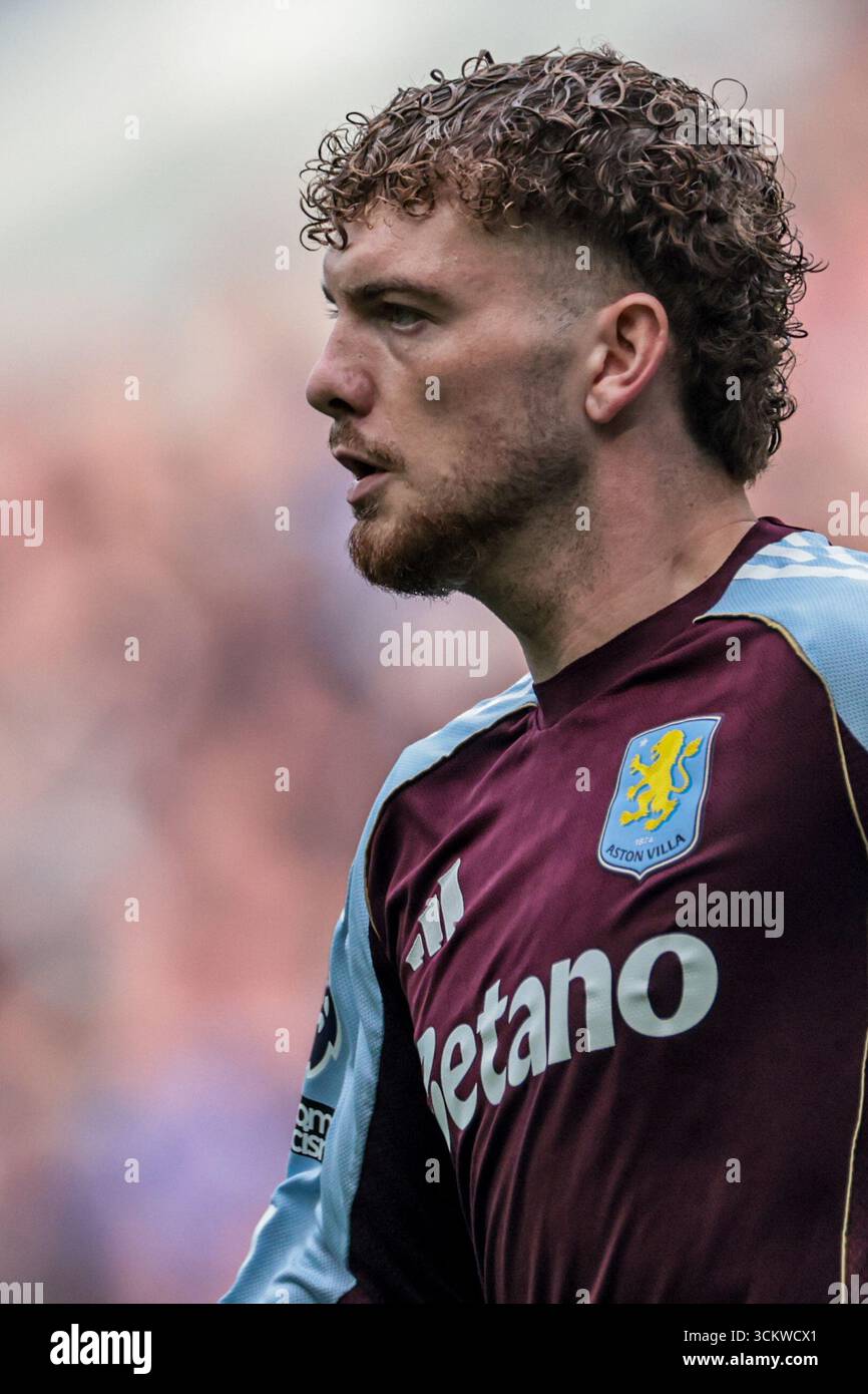 Harvey Elliott of Aston Villa during the Premier League match Everton ...