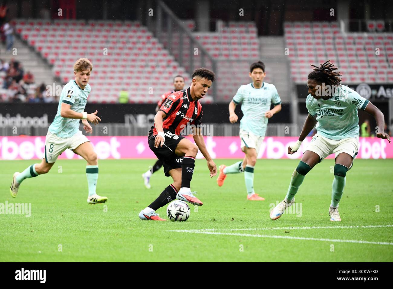 78 Tylel TATI (fcn) - 10 Sofiane DIOP (ogcn) during the Ligue 1 ...